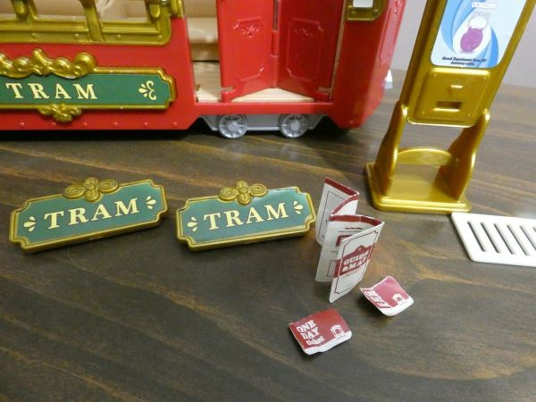 Calico Critters Ride Along Tram Streetcar 11 Piece Set Streetcar Guide ...