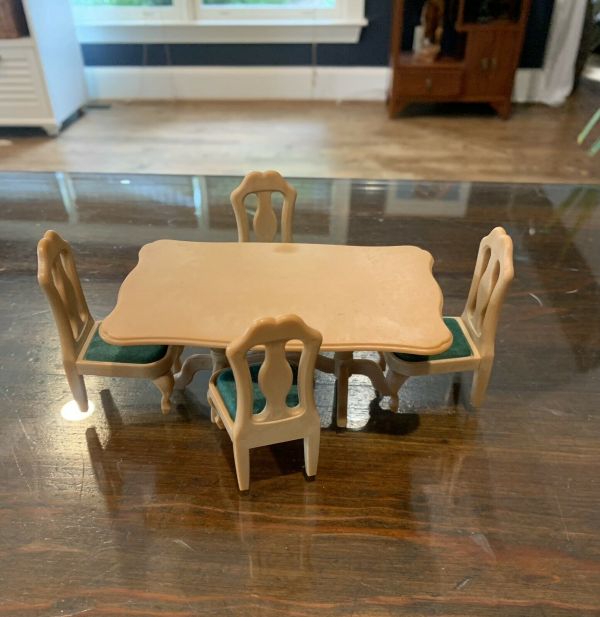 Calico Critters Sylvanian Families Dining Room Kitchen Table And Chairs ...