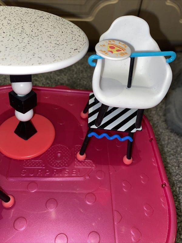Lol Surprise Dolls House Furniture - Table & Chairs | #69900914
