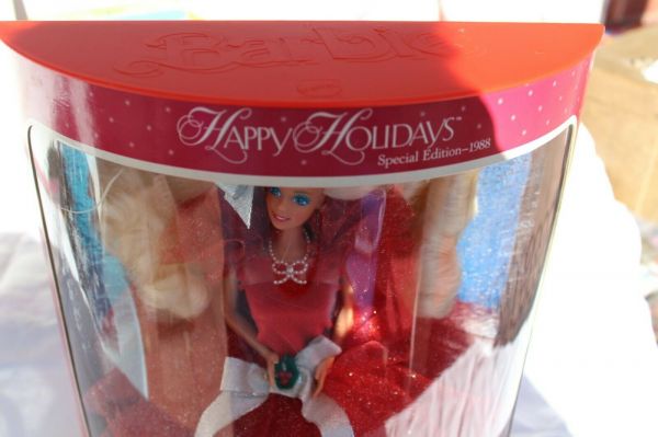 1988 HOLIDAY BARBIE MIB 1st Special Edition CHRISTMAS Mattel DOLL Red ...
