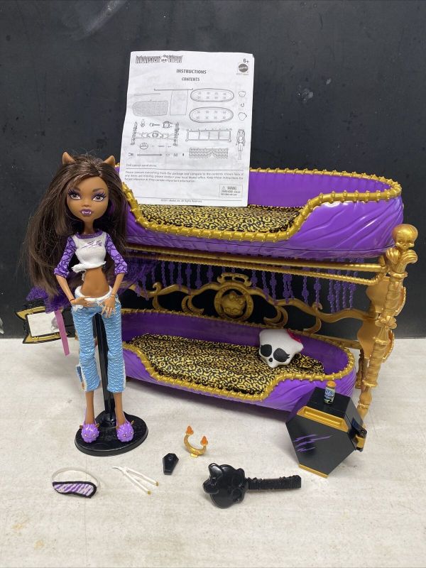 Monster High Dead Tired Clawdeen Wolf Bunk Bed Set. | #70077869